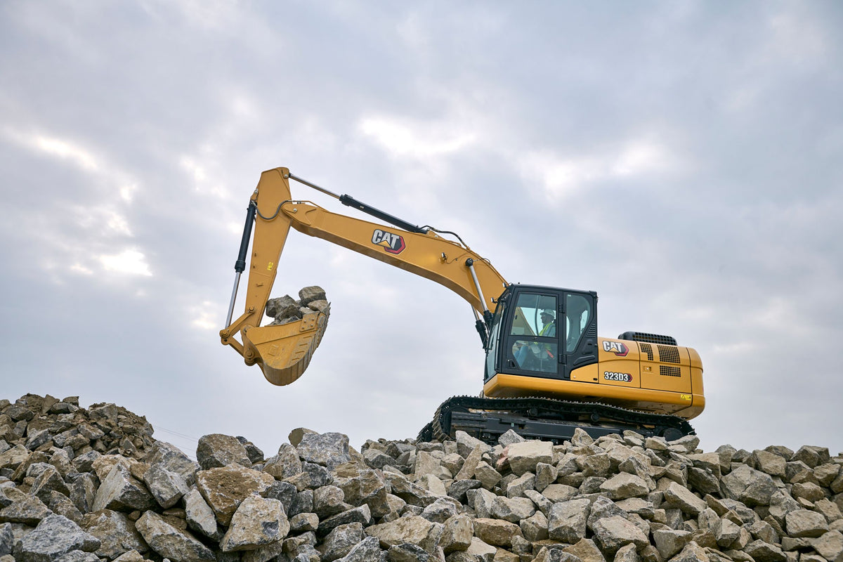 Download Caterpillar 323D3 Excavator Full Complete Parts Manual FEY ...