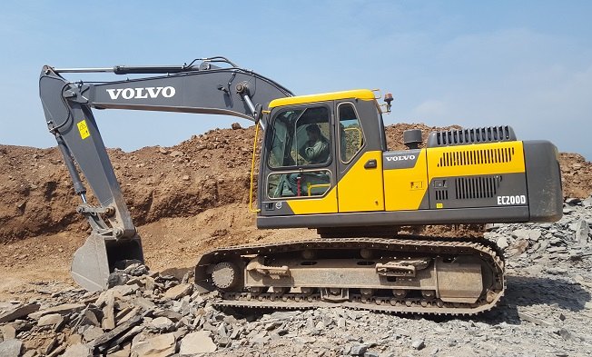 Volvo EC200 Excavator Parts Manual – Heavy Equipment Manual
