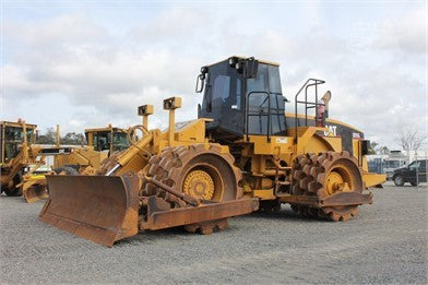 DOWNLOAD CATERPILLAR 825G II SOIL COMPACTOR OPERATION AND MAINTENANCE ...