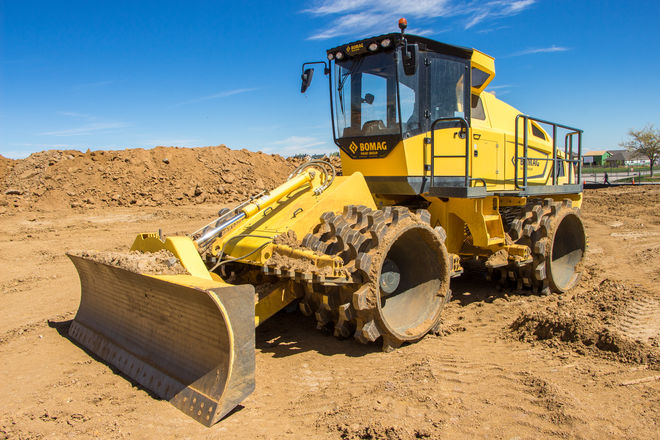 Download - Bomag BC 473 EB-4 Refuse Compactor P... – Heavy Equipment Manual