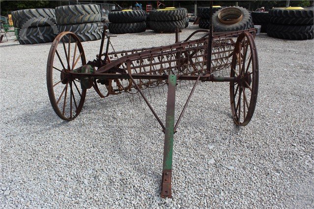 DOWNLOAD CASE IH 100 RAKE PARTS MANUAL – Heavy Equipment Manual