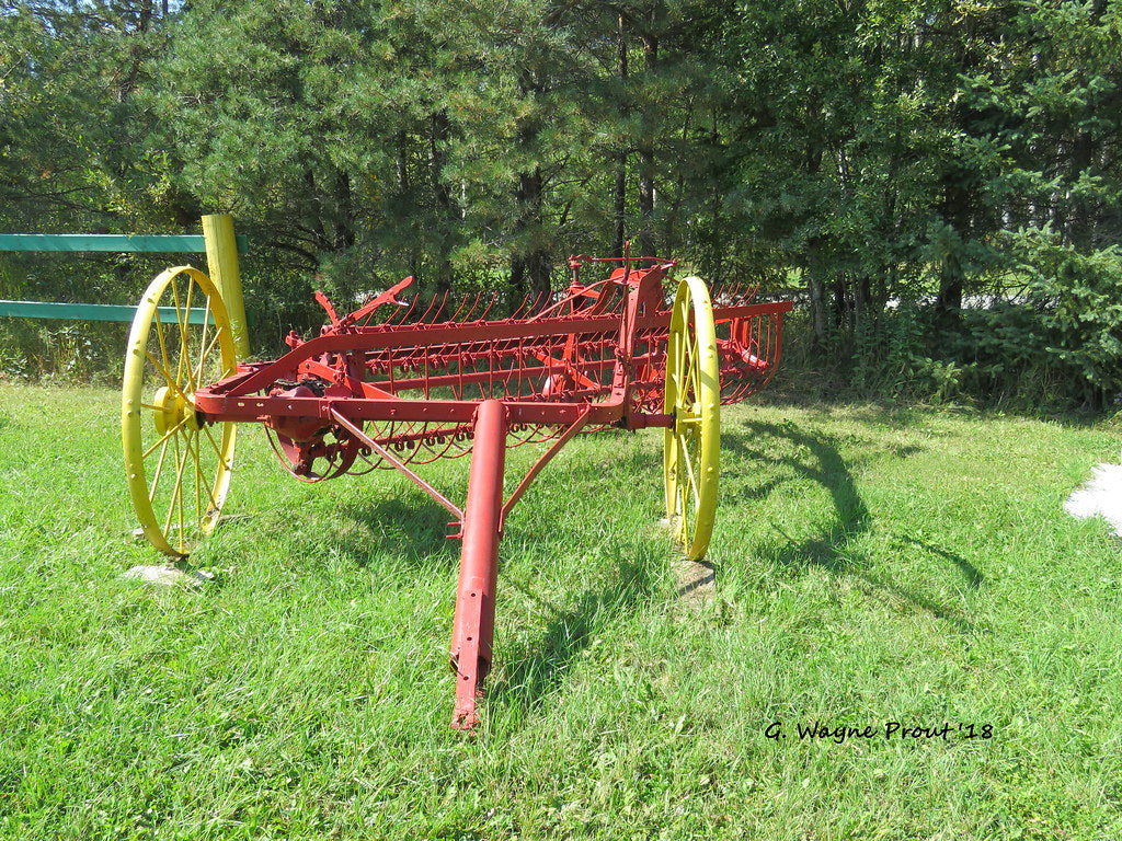 DOWNLOAD CASE IH F170 RAKE PARTS MANUAL – Heavy Equipment Manual