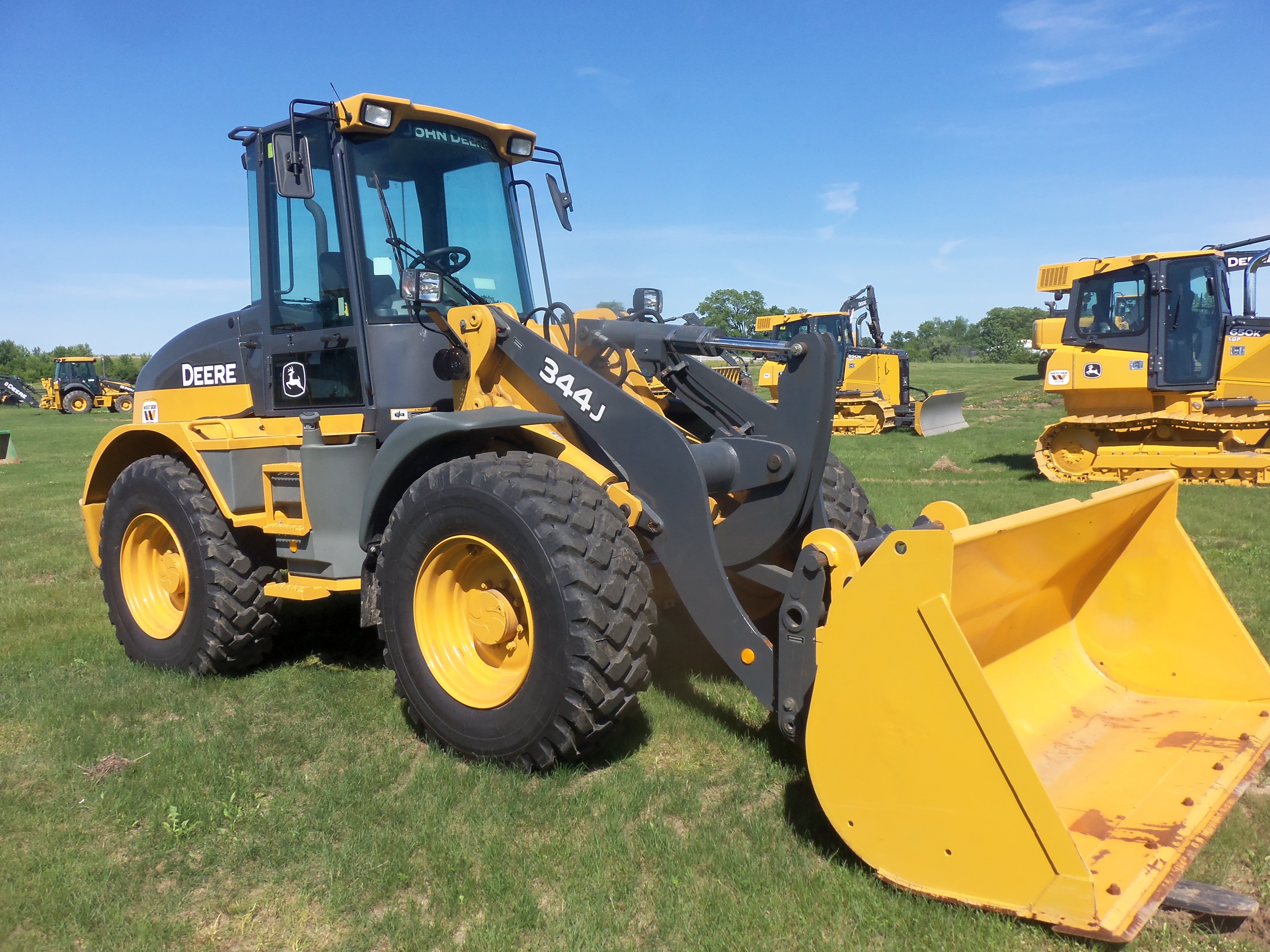 JOHN DEERE 344J WHEEL LOADER OPERATOR MANUAL OMT251428 – Heavy ...