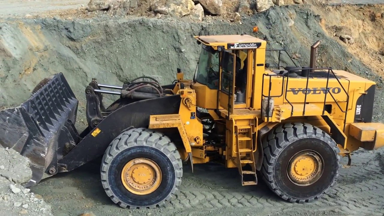 VOLVO L330E WHEEL LOADER SERVICE REPAIR MANUAL PDF – Heavy Equipment Manual